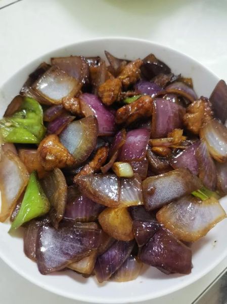 洋葱炒肉怎么炒好吃_洋葱炒肉的家常做法窍门-第2张图片-山城妙识 洋葱炒肉怎么炒好吃_洋葱炒肉的家常做法窍门-第2张图片-山城妙识