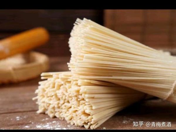 面条煮多久能熟_怎么判断面条熟了没-第1张图片-山城妙识