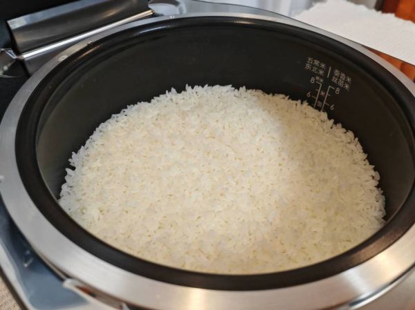 电饭煲怎么煮饭_电饭煲煮饭的正确步骤-第3张图片-山城妙识