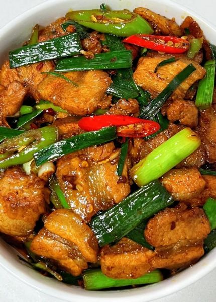 家庭回锅肉怎么做_回锅肉家常做法步骤-第1张图片-山城妙识