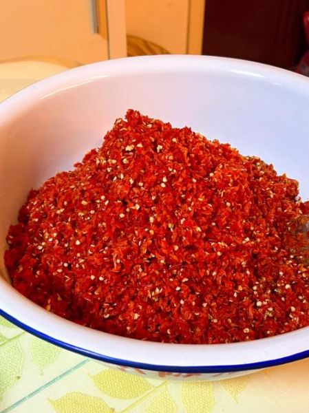 新鲜辣椒熬辣椒酱怎么做_保存多久不变质-第2张图片-山城妙识