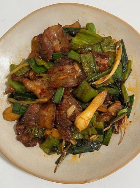 四川回锅肉怎么做_回锅肉正宗做法-第3张图片-山城妙识