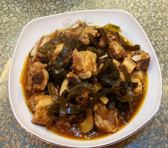 红烧海带排骨怎么做_海带排骨要不要焯水-第2张图片-山城妙识