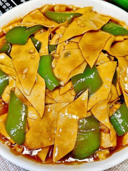 尖椒干豆腐怎么切_尖椒干豆腐切丝技巧-第3张图片-山城妙识