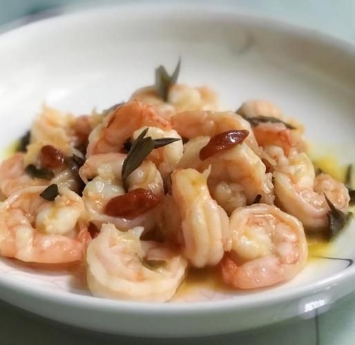 龙井虾仁是哪里的菜_怎么做才正宗-第3张图片-山城妙识