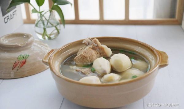 芋艿排骨汤怎么炖好喝_芋艿排骨汤的做法大全-第1张图片-山城妙识