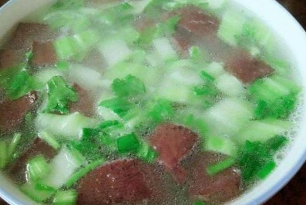 猪血豆腐青菜汤怎么做_猪血豆腐青菜汤的营养价值-第2张图片-山城妙识