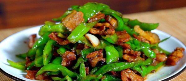 青辣椒炒肉怎么炒好吃_青辣椒炒肉的家常做法-第2张图片-山城妙识