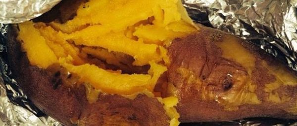 烤箱烤红薯要包锡纸吗_烤红薯用锡纸好还是不用好-第2张图片-山城妙识 烤箱烤红薯要包锡纸吗_烤红薯用锡纸好还是不用好-第2张图片-山城妙识