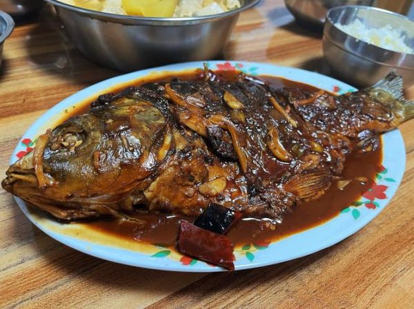 红烧鱼怎么做才入味_红烧鱼步骤图窍门-第3张图片-山城妙识