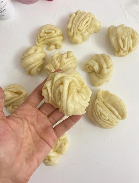 蒸花卷要多长时间_冷水上锅还是热水上锅-第1张图片-山城妙识 蒸花卷要多长时间_冷水上锅还是热水上锅-第1张图片-山城妙识