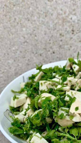 香椿拌豆腐的营养价值_怎么做才好吃-第3张图片-山城妙识