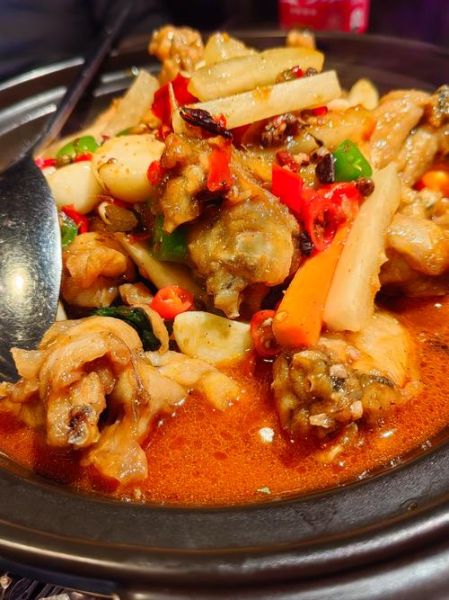 冬季湘菜有哪些经典做法_湘菜冬季暖身菜谱推荐-第1张图片-山城妙识