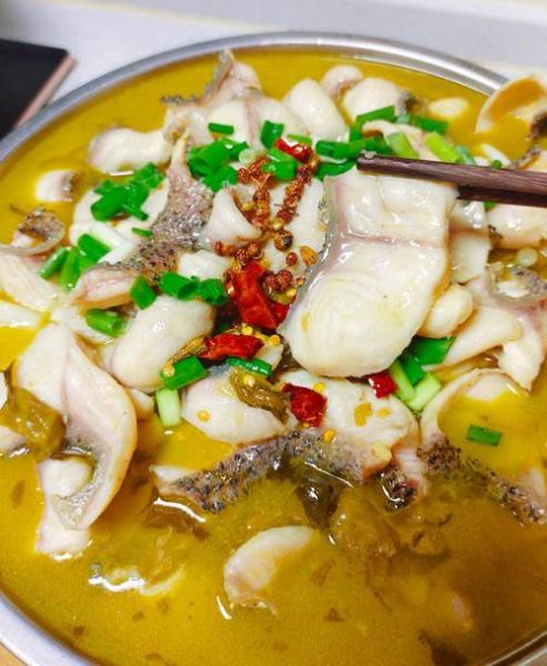 酸汤鱼的做法_家常酸汤鱼怎么做才好吃-第2张图片-山城妙识