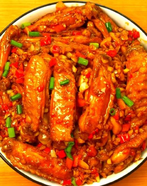 鸡翅怎么做好吃又简单_鸡翅家常做法视频-第1张图片-山城妙识