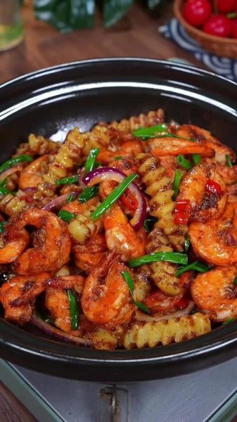 干锅香辣虾怎么做_家常做法步骤详解-第3张图片-山城妙识