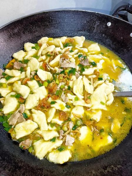 面疙瘩汤的做法最简单视频_面疙瘩汤怎么和面不结块-第1张图片-山城妙识 面疙瘩汤的做法最简单视频_面疙瘩汤怎么和面不结块-第1张图片-山城妙识