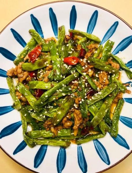 肉末四季豆怎么炒才好吃_肉末四季豆要不要焯水-第3张图片-山城妙识 肉末四季豆怎么炒才好吃_肉末四季豆要不要焯水-第3张图片-山城妙识