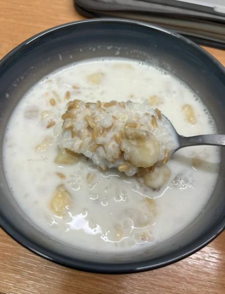 生燕麦米煮牛奶的正确方法_生燕麦米煮牛奶需要多久-第3张图片-山城妙识