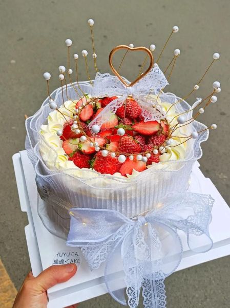 2020最火生日蛋糕款式有哪些_网红蛋糕怎么选-第2张图片-山城妙识 2020最火生日蛋糕款式有哪些_网红蛋糕怎么选-第2张图片-山城妙识