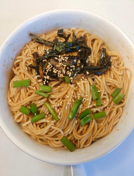 拌面怎么做简单又好吃_家常拌面做法大全-第1张图片-山城妙识