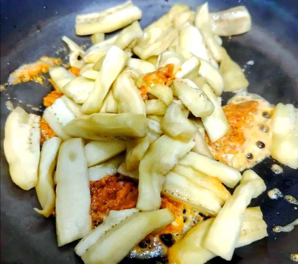 咸蛋黄茄子不油炸怎么做_咸蛋黄茄子不油炸好吃吗-第2张图片-山城妙识 咸蛋黄茄子不油炸怎么做_咸蛋黄茄子不油炸好吃吗-第2张图片-山城妙识