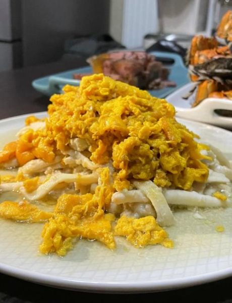 赛螃蟹是什么菜_怎么做才像真蟹肉-第1张图片-山城妙识