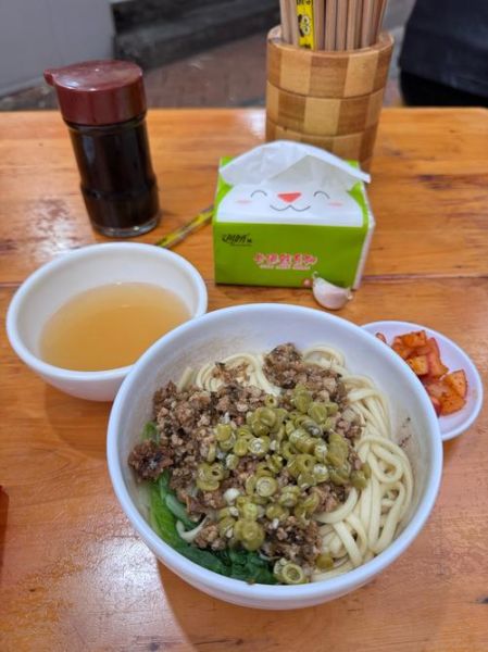 素炸酱怎么做_素炸酱用什么酱-第2张图片-山城妙识