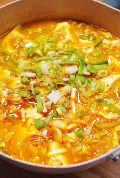 豆腐酸辣汤的家常做法_酸辣汤怎么做才正宗-第1张图片-山城妙识