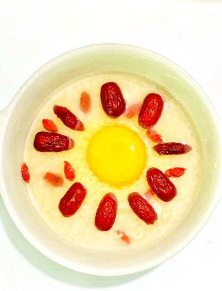 鸡蛋酒酿的做法_鸡蛋酒酿的功效与禁忌-第1张图片-山城妙识 鸡蛋酒酿的做法_鸡蛋酒酿的功效与禁忌-第1张图片-山城妙识