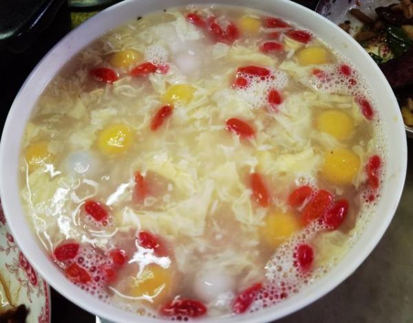 米酒汤圆下奶吗_米酒汤圆怎么做下奶-第1张图片-山城妙识