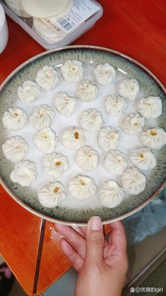 正宗小笼包子馅怎么做_小笼包肉馅配方比例-第1张图片-山城妙识