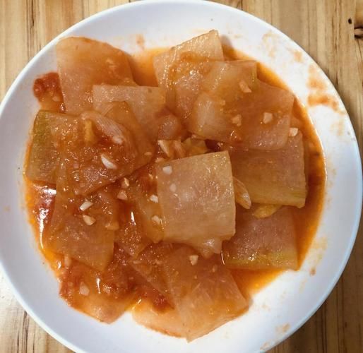 西红柿炒冬瓜怎么做_西红柿炒冬瓜的家常做法-第1张图片-山城妙识