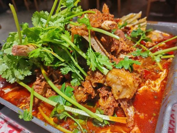 香辣羊蝎子怎么做_羊蝎子焯水多久去腥-第3张图片-山城妙识