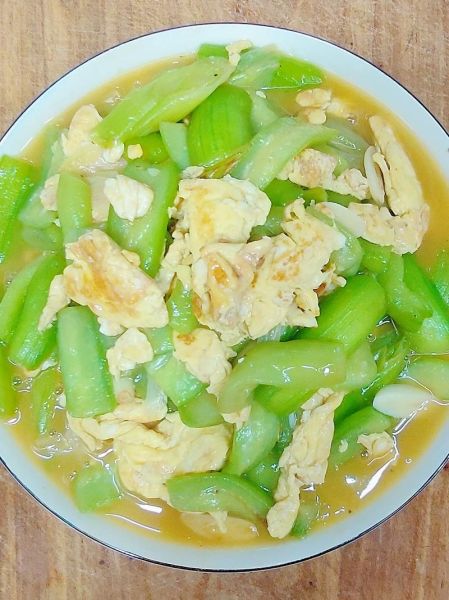 生瓜炒鸡蛋怎么做_生瓜炒鸡蛋的营养价值-第1张图片-山城妙识 生瓜炒鸡蛋怎么做_生瓜炒鸡蛋的营养价值-第1张图片-山城妙识