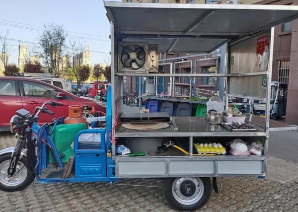 鸡蛋灌饼车多少钱一辆_鸡蛋灌饼车怎么经营-第3张图片-山城妙识