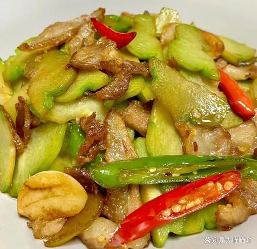 炒佛手瓜的做法窍门_佛手瓜怎么炒才脆嫩-第3张图片-山城妙识 炒佛手瓜的做法窍门_佛手瓜怎么炒才脆嫩-第3张图片-山城妙识