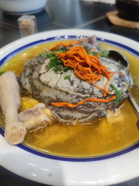 霸王别姬菜名由来_霸王别姬是什么菜-第1张图片-山城妙识