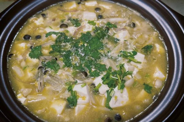 蟹味菇豆腐汤怎么做_蟹味菇豆腐汤的营养价值-第2张图片-山城妙识