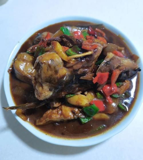 红烧鮰鱼怎么做好吃_红烧鮰鱼的做法窍门-第1张图片-山城妙识 红烧鮰鱼怎么做好吃_红烧鮰鱼的做法窍门-第1张图片-山城妙识