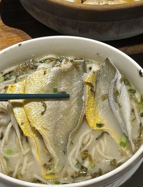 黄鱼煨面怎么做_黄鱼煨面哪里最正宗-第1张图片-山城妙识 黄鱼煨面怎么做_黄鱼煨面哪里最正宗-第1张图片-山城妙识