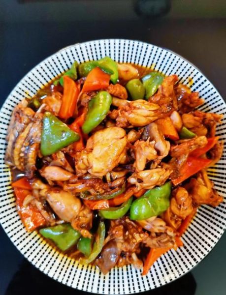 红烧青蛙怎么做_红烧青蛙的家常做法-第1张图片-山城妙识