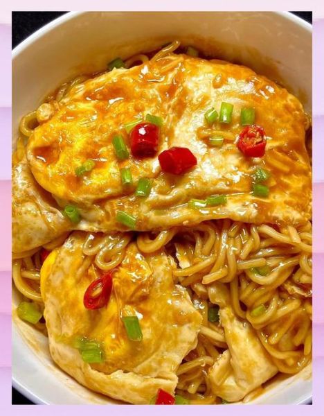 荷包蛋焖面怎么做_荷包蛋焖面家常做法-第1张图片-山城妙识