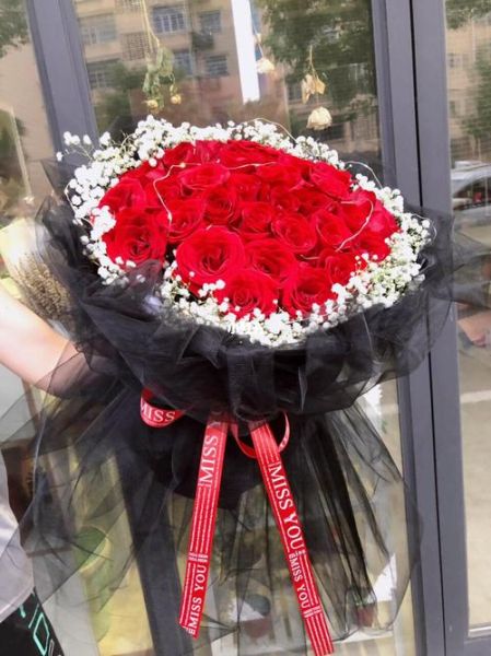 11朵玫瑰代表什么_33朵玫瑰代表什么-第2张图片-山城妙识 11朵玫瑰代表什么_33朵玫瑰代表什么-第2张图片-山城妙识