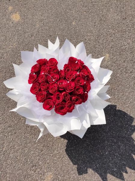 11朵玫瑰代表什么_33朵玫瑰代表什么-第3张图片-山城妙识 11朵玫瑰代表什么_33朵玫瑰代表什么-第3张图片-山城妙识