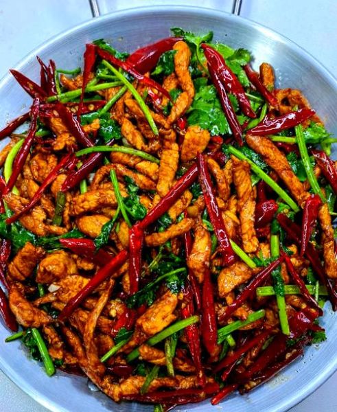 香菜炒肉怎么做_香菜炒肉用哪部分肉最好-第2张图片-山城妙识 香菜炒肉怎么做_香菜炒肉用哪部分肉最好-第2张图片-山城妙识