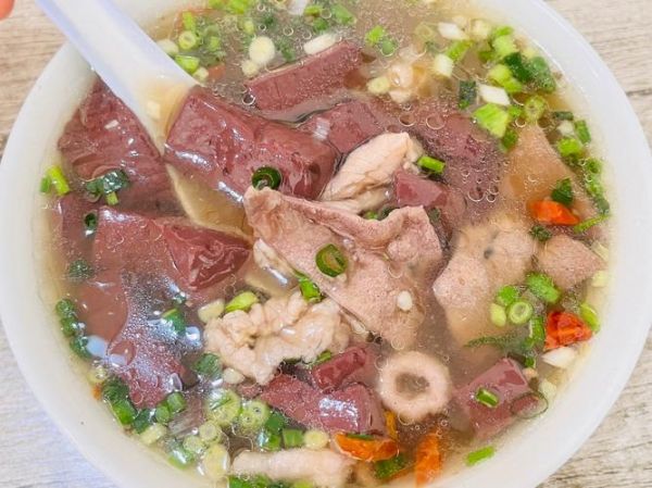 晚上吃猪血的危害_晚上吃猪血会胖吗-第3张图片-山城妙识