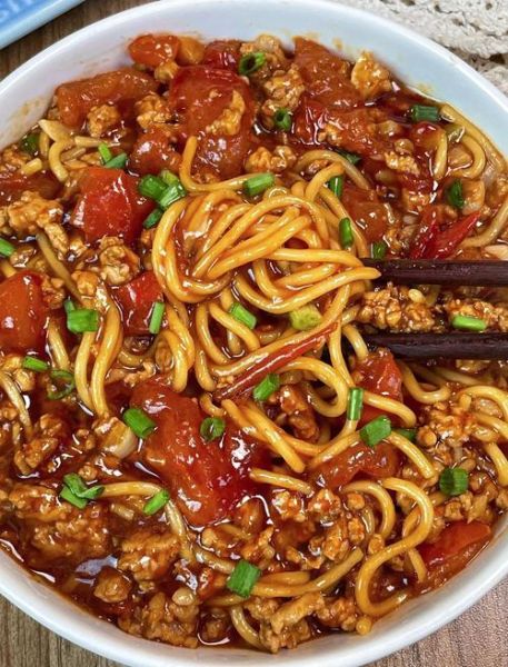 西红柿肉酱面怎么做_家常肉酱面酱汁比例-第1张图片-山城妙识 西红柿肉酱面怎么做_家常肉酱面酱汁比例-第1张图片-山城妙识