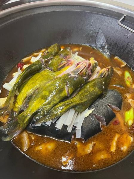 胡子鱼怎么做好吃_胡子鱼最简单的家常做法-第1张图片-山城妙识