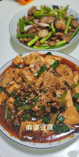 豆腐和蒜苔怎么炒好吃_家常豆腐蒜苔做法大全-第2张图片-山城妙识